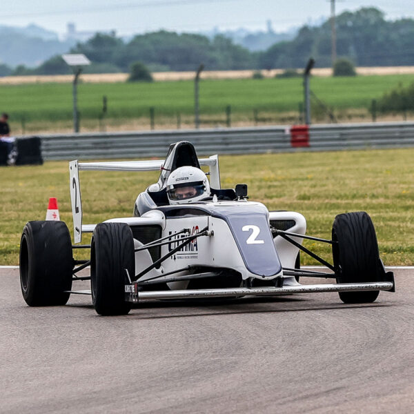 Stage pilotage monoplaces Formule 4 - Circuits LFG